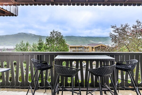 Charming Condo Mont-tremblant-lake Views - Mont-Tremblant