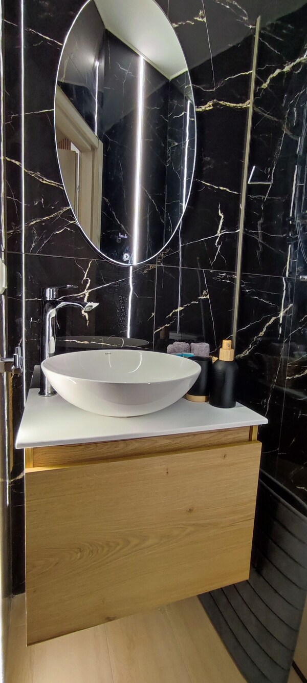 Fully Renovated Studio In The Heart Of Veria With Aesthetics And Functionality - Верия