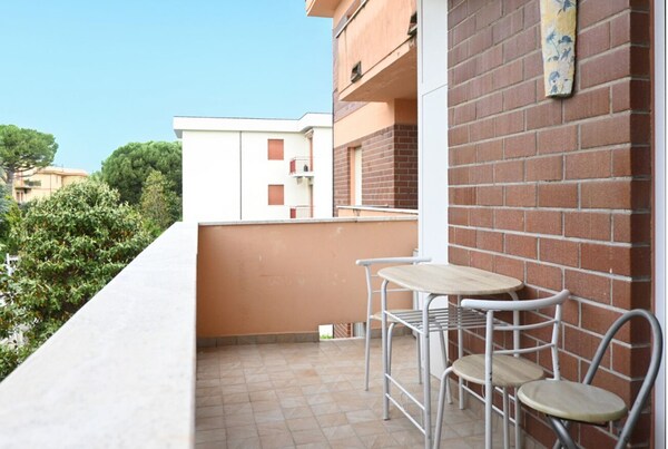 P060 Porto Recanati, Comfortable Three-room Apartment With Parking - Porto Recanati