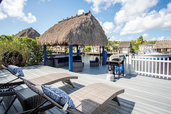 Kampground Waterfront Paradise /W Private Dock, Bbq And Kayaks - Key Largo, FL