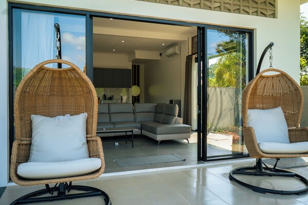 Enchanting Villa With Ac In Vibrant Badung - Ngurah Rai Airport (DPS)
