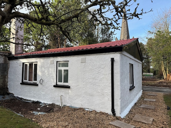 Cottage On Private River-fronted Private Estate 10 Mins From Limerick City - Limerick, Ireland