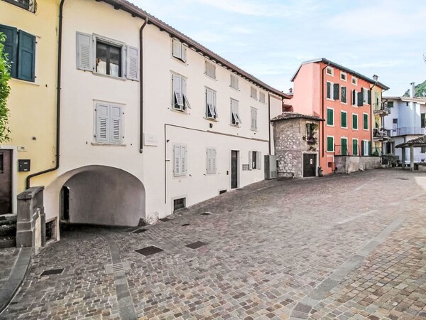 Gezellig Appartement Voor 4 Personen Met Wifi, Airco, Tv, Patio En Parking - Riva del Garda