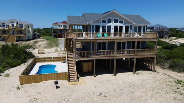 Brand New Home! 3 Night Minimum Stay, 4x4 Beach! Lovely Views, Pets - Corolla, NC
