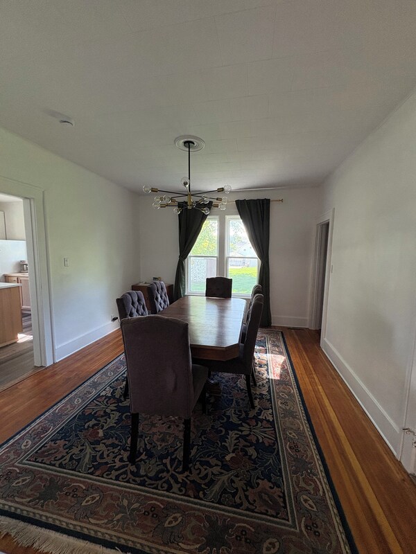Charming 1900 Home With Furnished Kitchen And King Bed - Rice Lake State Park, Lake Mills