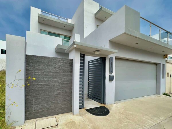 Casa Avaloz With Ocean View In San Marino - Rosarito