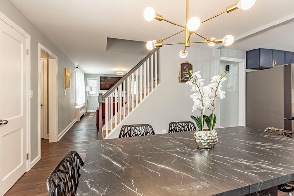 Cozy Nest ~ 3.5br & 2bath Home ~ Manchester Ct - Glastonbury, CT