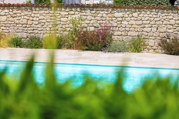 Le Petit Breuil Near Saintes - Charente-Maritime