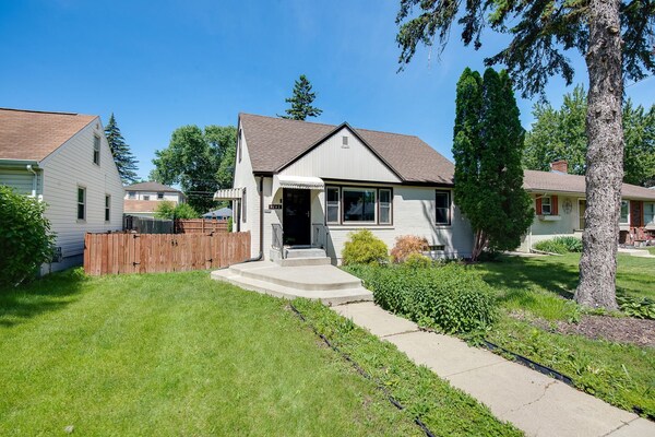 Northrop Urban Oasis - Pet-friendly 4br 2.5ba In South Minneapolis! - Minneapolis, MN