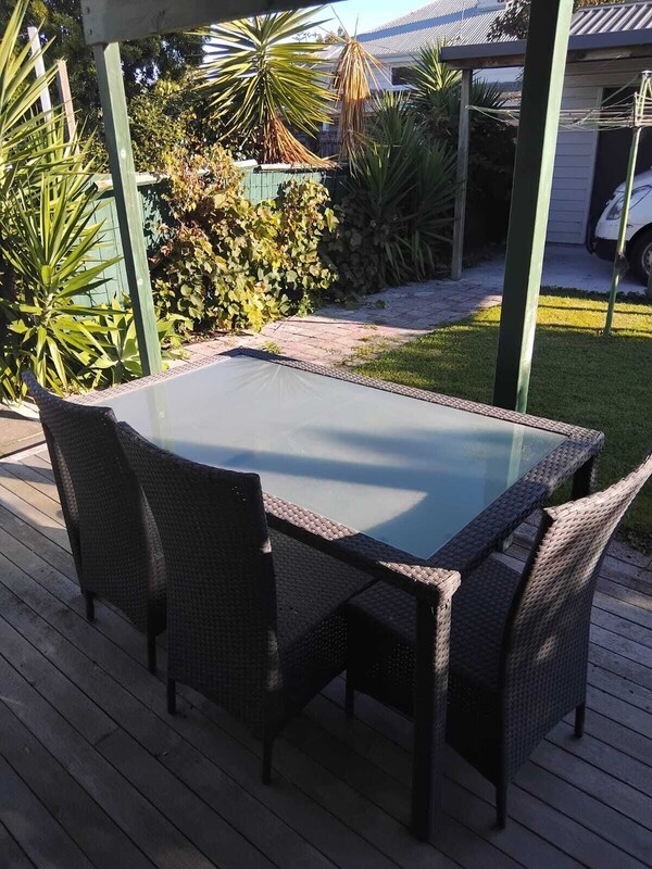 Charming 3-bedroom House Walking Distance To The Wonderful Napier, Marine Parade - Napier