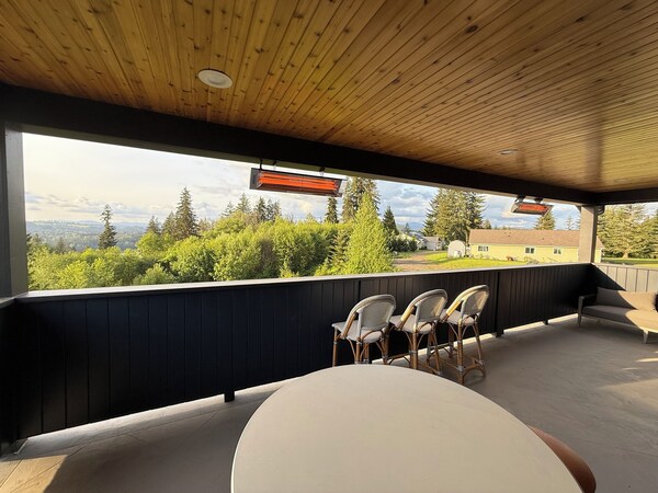 Sweeping Views, Open Living, Large Heated Covered Deck, Marina Community W/ Slip - Ike Kinswa State Park, Silver Creek