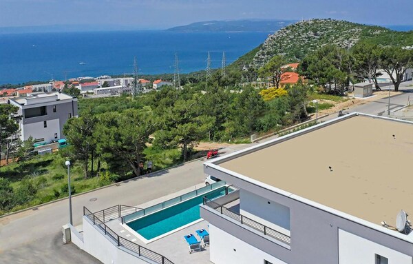 Fantastisches Haus Mit 3 Schlafzimmern. - Makarska