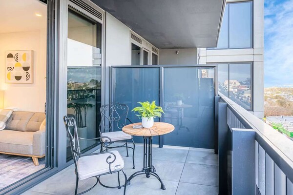 Stylish 1br Apt In Ivanhoe With Free Parking - Ivanhoe