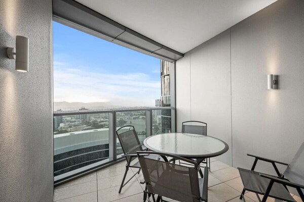 Promo! No Cleaning Fee! Riverview 2br Above Casino - Brisbane