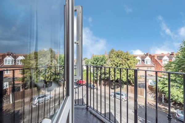 Beautiful Apartment Ac Up To Six,12 Min By Tube From Oxford Street,ac - Fulham