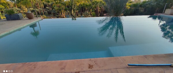 Escape To A Private Oasis In The Heart Of Marrakech - Maroc