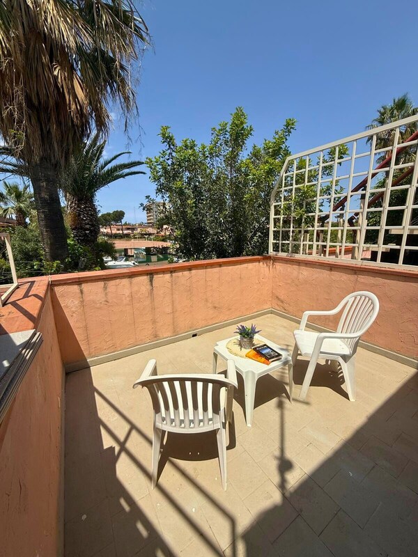 [Portorosa Residence] Appartamento Sul Canale Con Vista - Falcone