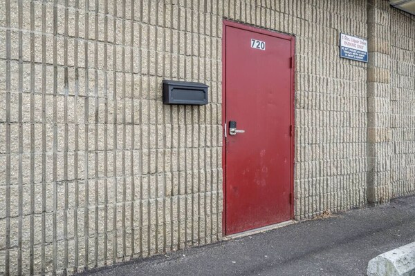 Next To Beach And Waterpark With Free Parking! - Toms River, NJ