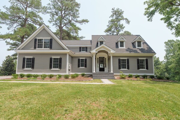 Private Waterfront Escape With Endless River Views, White Sand Beach And More! - Saluda, VA