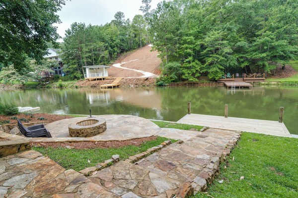 Cedar Cove! Waterfront & Kayaks - Lake Martin, Dadeville
