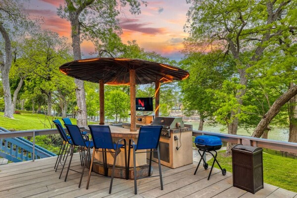 Blue Heron's Nest - Waterfront, Sauna, Kayaks, Tubes - Seguin, TX