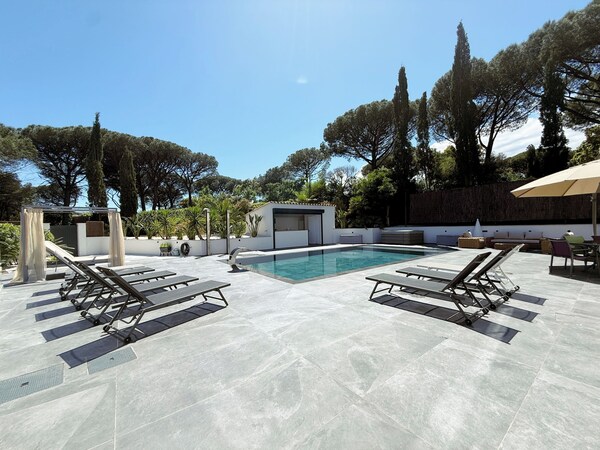 Property With 4 Bedrooms And Private Pool - Sainte-Maxime