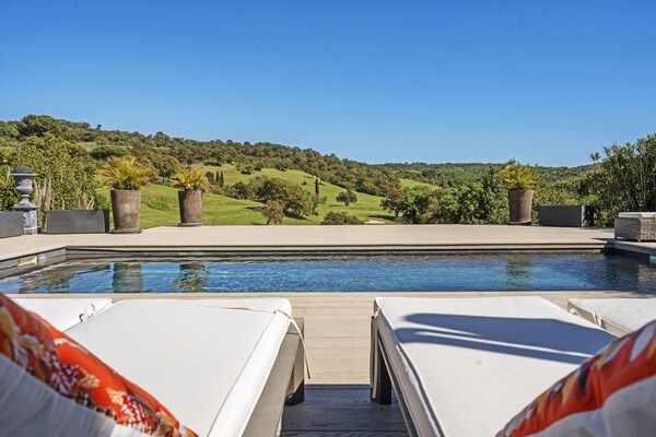 Luxury Villa Saint-tropez Golf Club St Tropez Private And Secured Domain Swimming Pool - Saint-Tropez