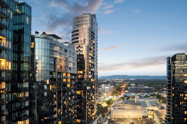 Cozy Box Hill Retreat | Gym | Cinema | Sky Garden - Mitcham