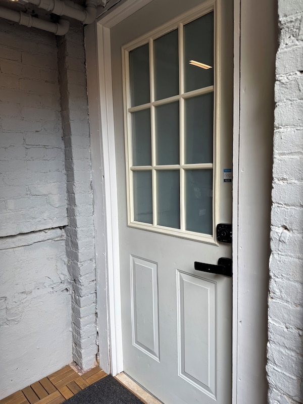 Casa 311 ! Welcome Back Home To Downtown Jersey City W/ Free Parking - Jersey City, NJ
