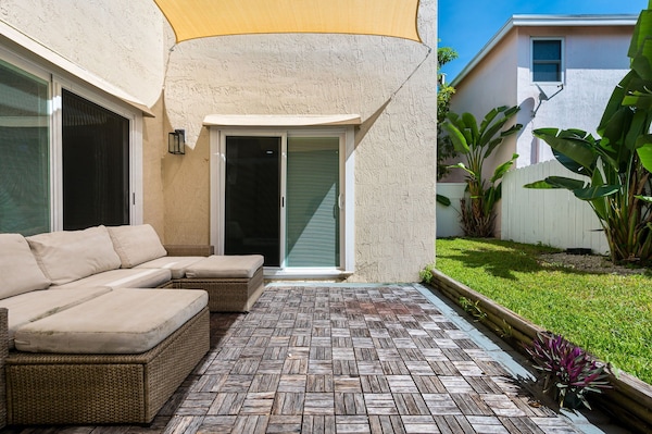 Cozy Cove 4br, 2.5ba Getaway Near Hwy I-95 - Boca Ratón, FL