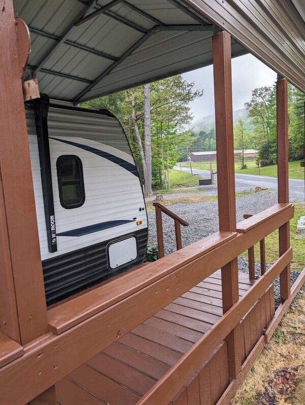Cozy 2-bedroom Rv In Amazing Pipestem With Ac, Wifi - ウェスト・バージニア州