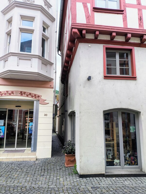 Old Town Quarter -  Up To 4 Or Up To 16 Guests- Medieval Charm With Castle View - Bacharach