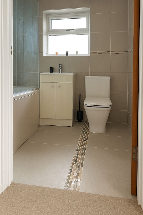 Lovely 4-bedroom House With Wifi In Maidenhead. Close To M4 And M25. - 말로