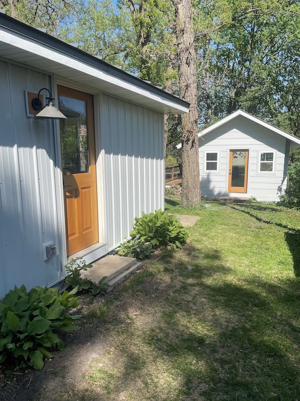 Briggs Lake Waterfront Cabin And Boathouse Steps From The Water - Clear Lake, MN