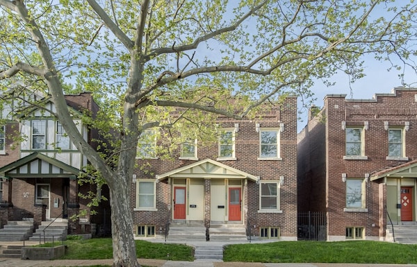 Charming 3-bedroom Retreat Near Downtown St. Louis - 세인트루이스