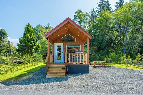 Rainforest Retreat Tiny Home #20 Fishing Cabin - Forks, WA