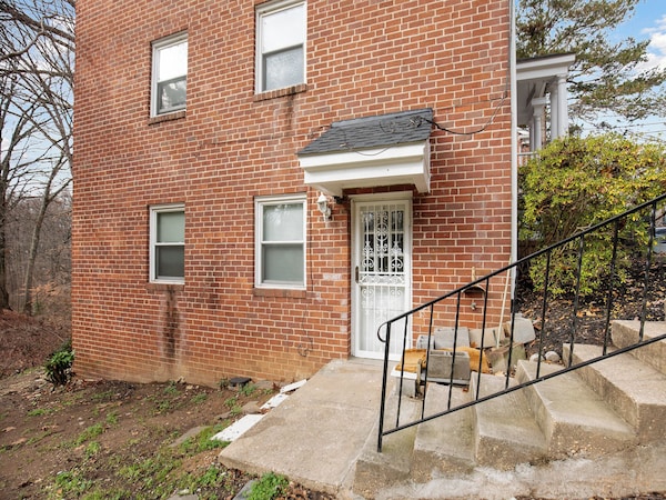 Charming 1-bedroom Apartment In Takoma Park With Ac, Wifi - Takoma Park, MD