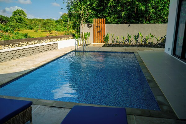 Soothing Villa With Ac In Charming Badung - Jimbaran
