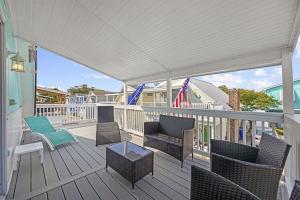 Pet Friendly, 3br 2ba Bungalow Next To Beach! - South Carolina