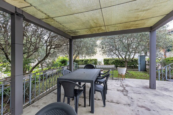 Camera 'Camere Amè 02' Con Giardino Condiviso, Wi-fi E Aria Condizionata - Peschiera del Garda