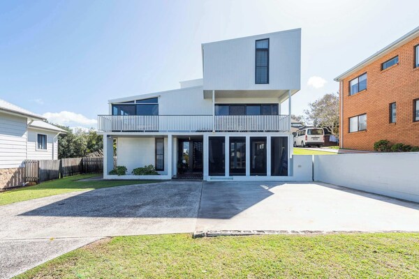 Alli-belle - Oceanstays - Yamba Hill - Yamba