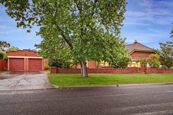 Classic Albury Elegance - Albury