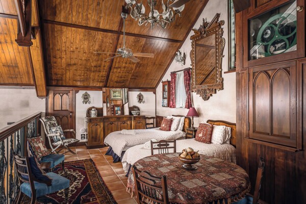 Evermoore Castle By The River In Bellingen - Bellingen