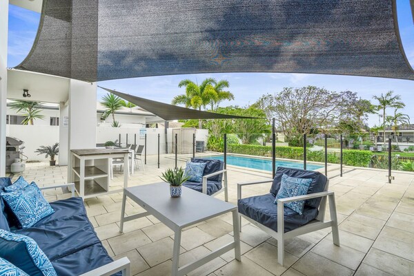 Casa Mexicali  Your Family-friendly Waterfront Escape With Heated Pool - 골드코스트