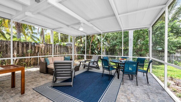 West Palm Escape W/ Hot Tub + Screened Porch For 6 - Lake Worth, FL