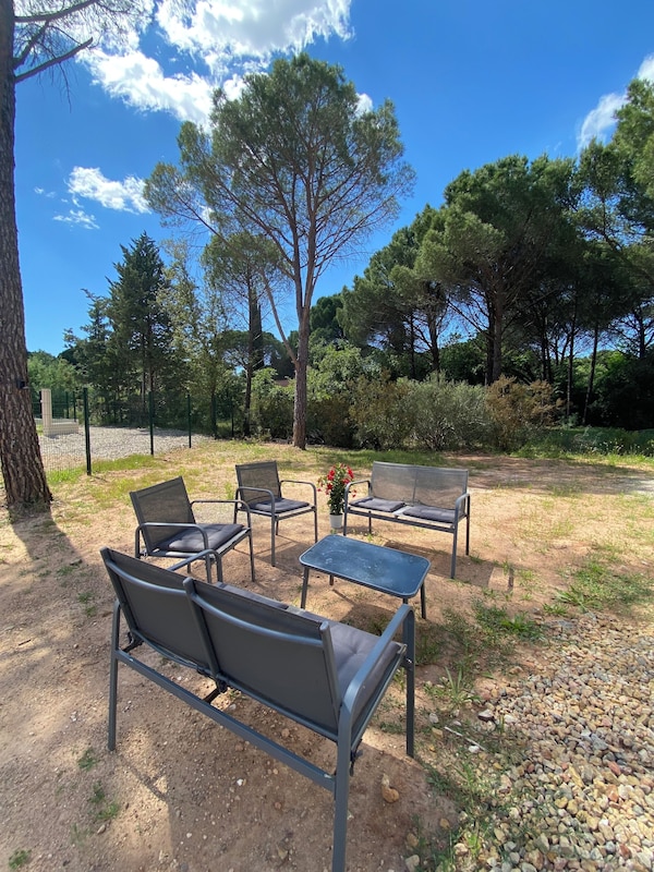 Maison Avec Piscine Hors Sol, Climatisée - Le Luc