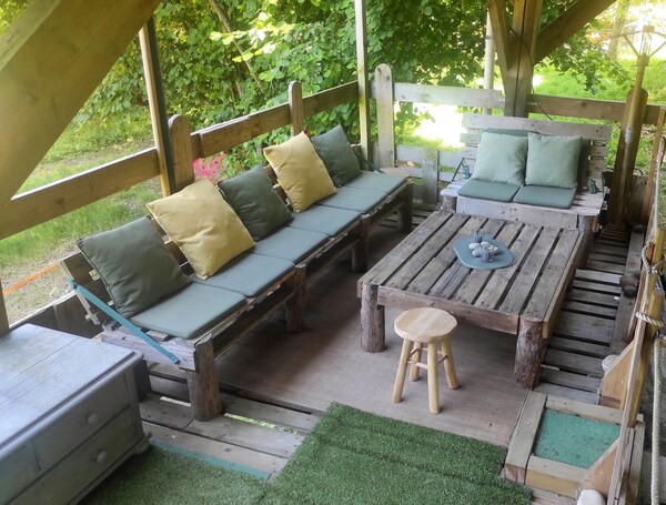 Cottage Perched In The Heart Of Nature With Large Terrace - Le Mans