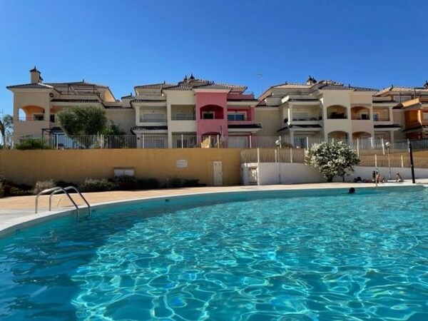 Brand New Self-catering Sunny Golfing Holiday Home - Murcia