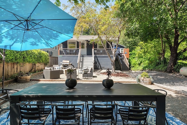 Otter's Landing ~ Families And Friends, Riverfront Getaway, Dog Friendly - Guerneville, CA