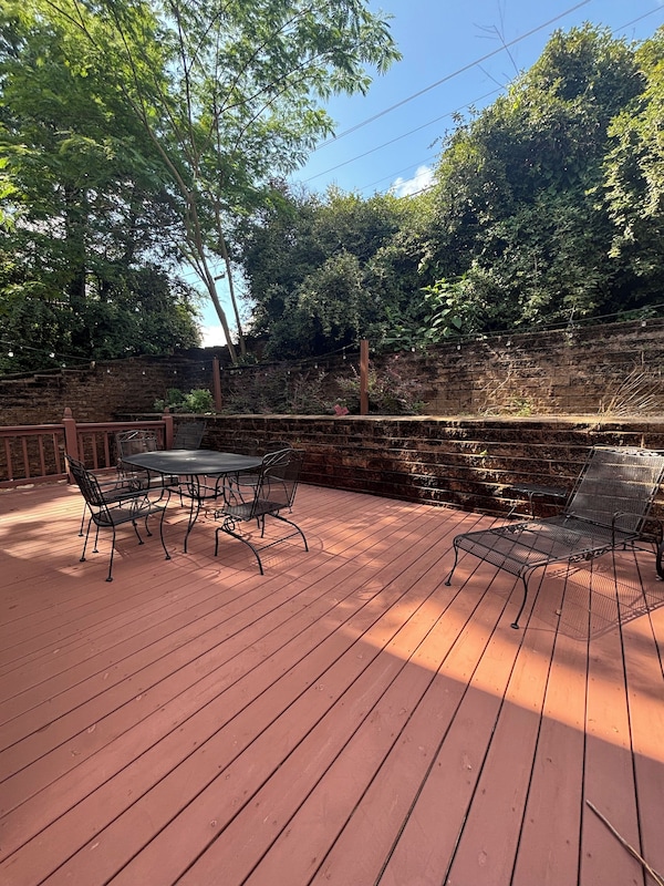 2-bedroom Condo Walk To Campus Ole Miss Baseball, Basketball, Softball And More. - Oxford, MS